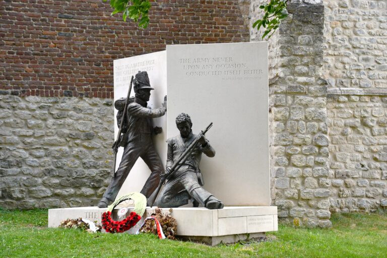 British Soldiers’ Battle of Waterloo Monument - Waterloo Tourisme